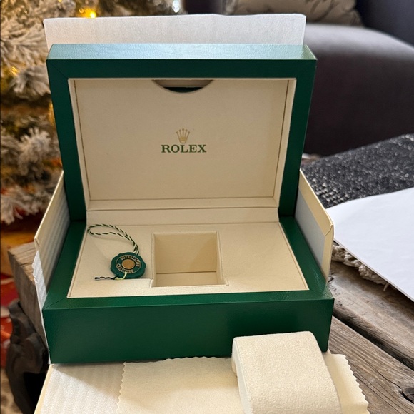 Rolex | Accessories | Rolex Green And Cream Watch Box | Poshmark